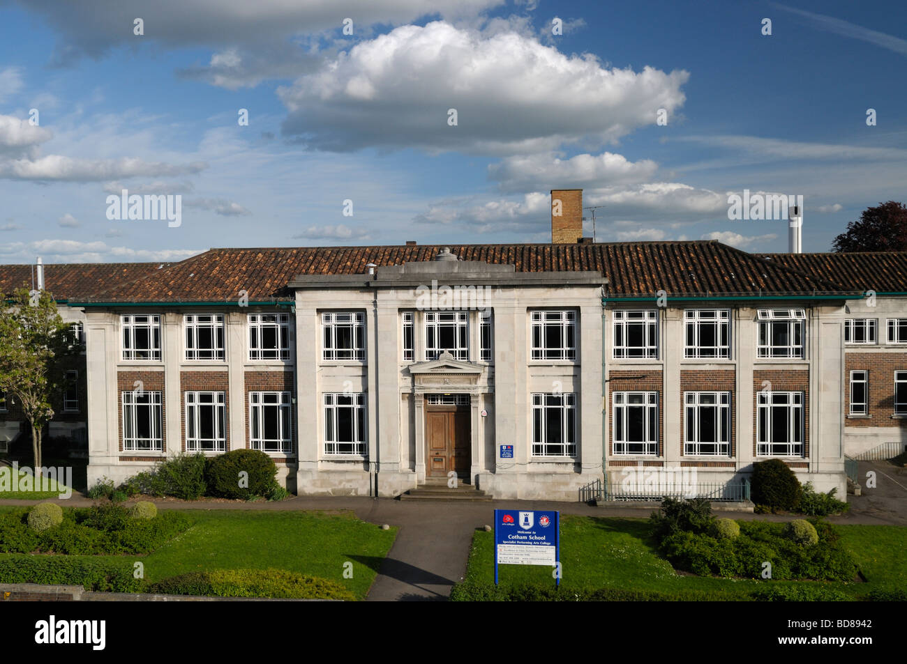 Bristol Cotham Grammar School front entrance Stock Photo - Alamy