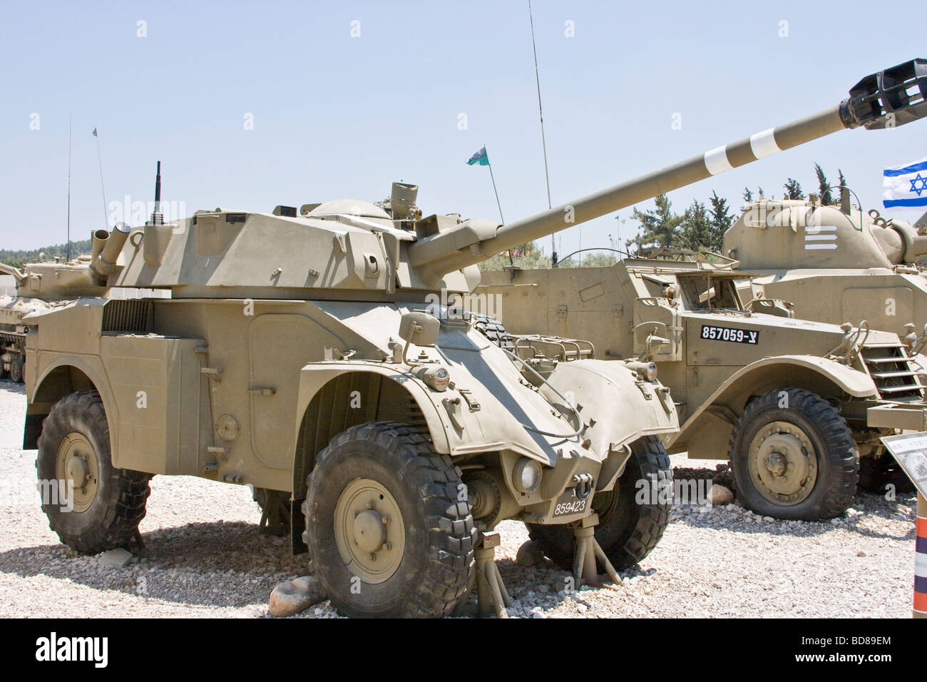 Tank at yad lashiryon museum hi-res stock photography and images - Alamy