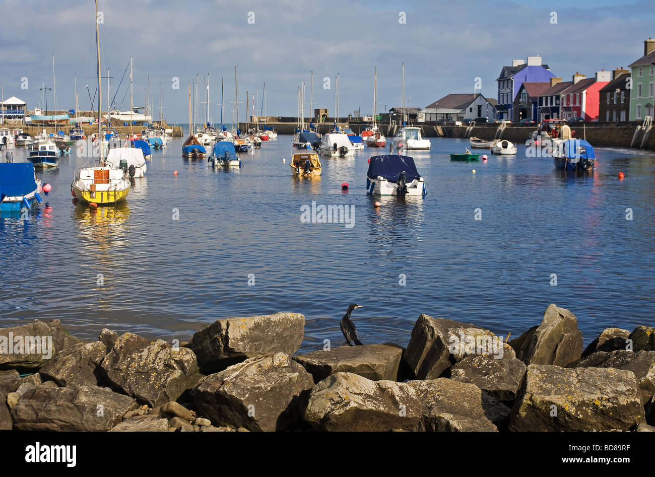 Aberaeron Harbour out to sea on a fine day Stock Photo - Alamy