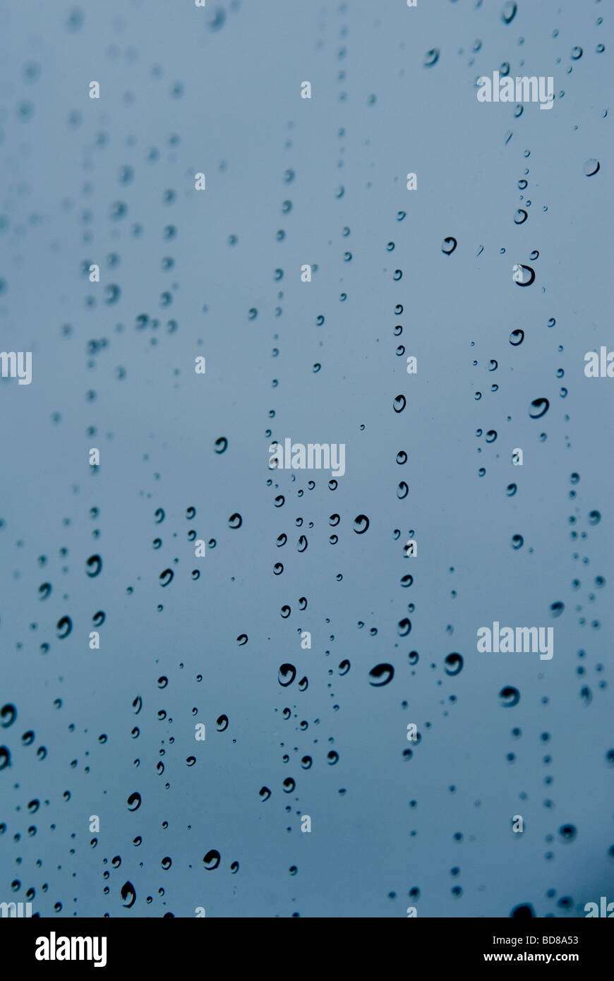 Line and water droplets hi-res stock photography and images - Alamy