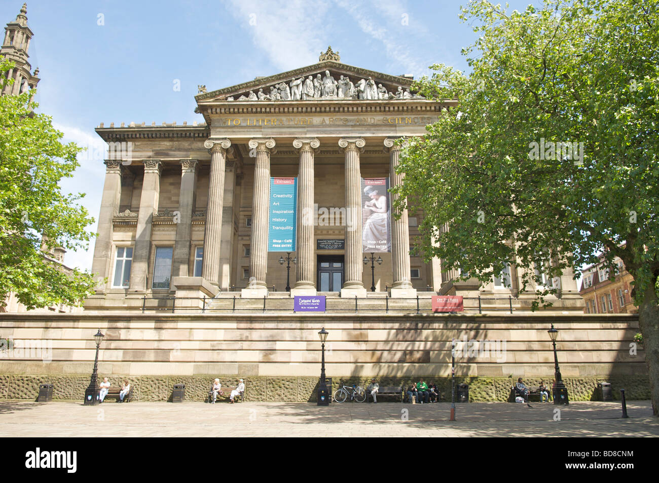Harris museum and library hi-res stock photography and images - Alamy