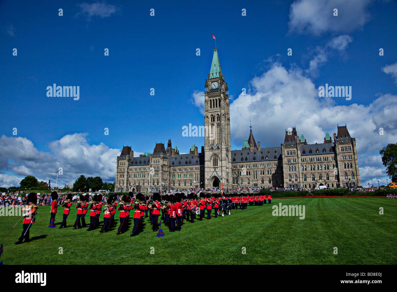 Parliament building Ottawa Canada changing of the guards Stock Photo ...