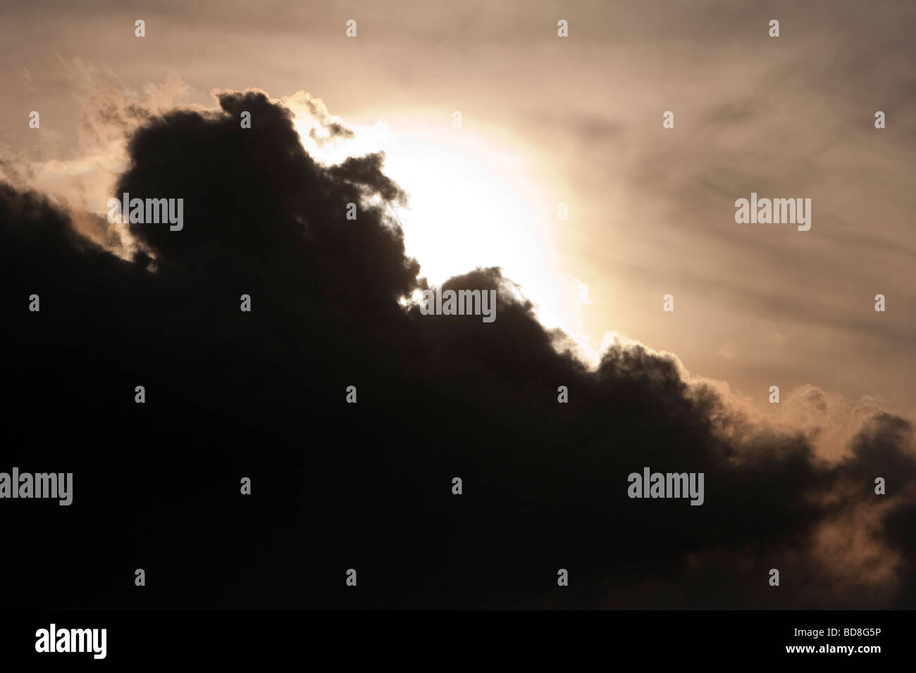 Dark clouds hi-res stock photography and images - Alamy
