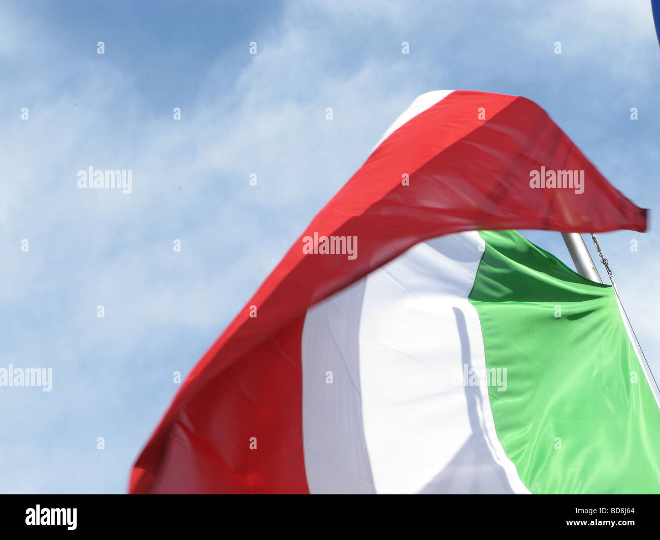 italian national flag flying in wind Stock Photo - Alamy