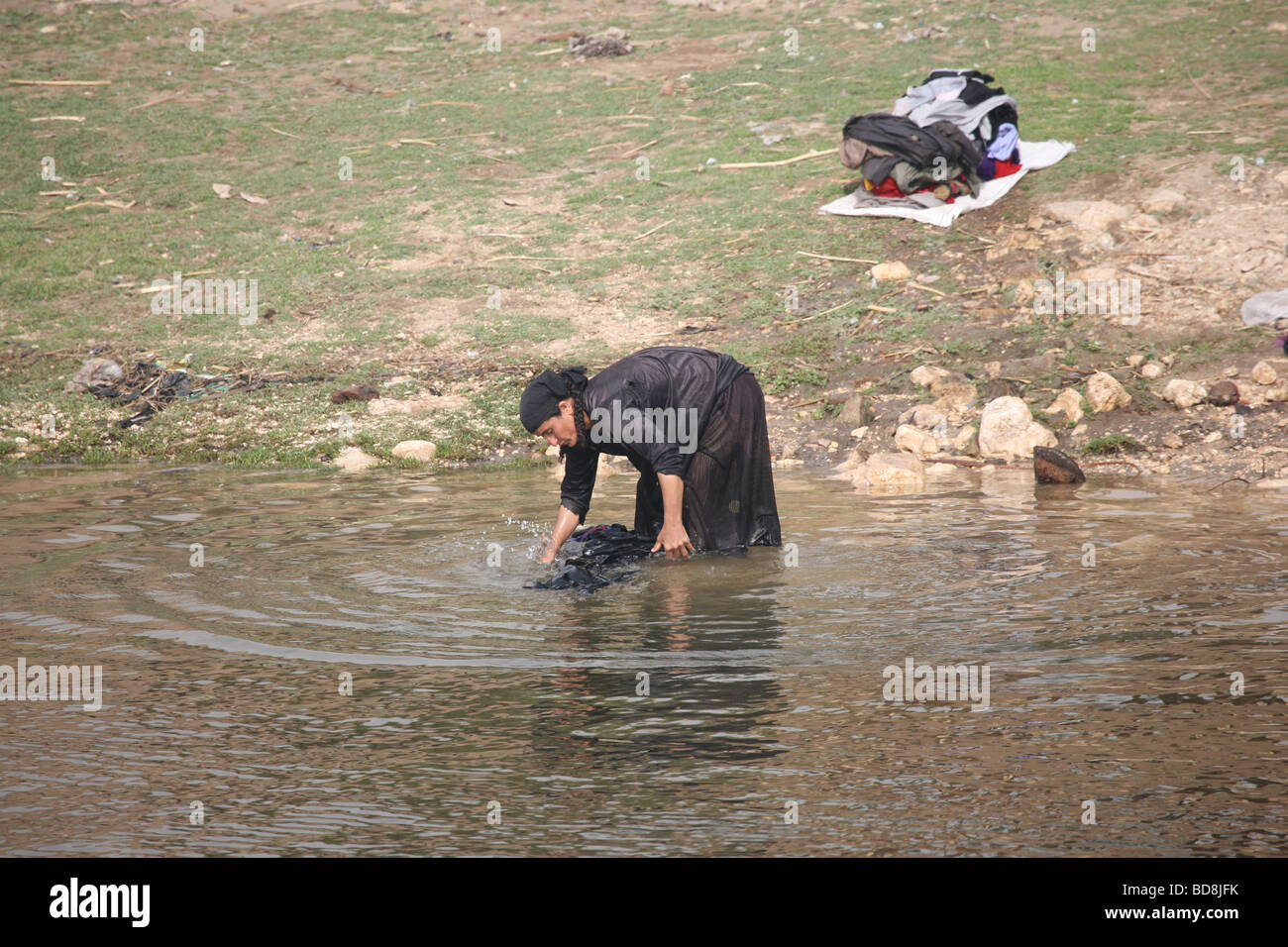 Clothes washing egypt hi-res stock photography and images - Alamy