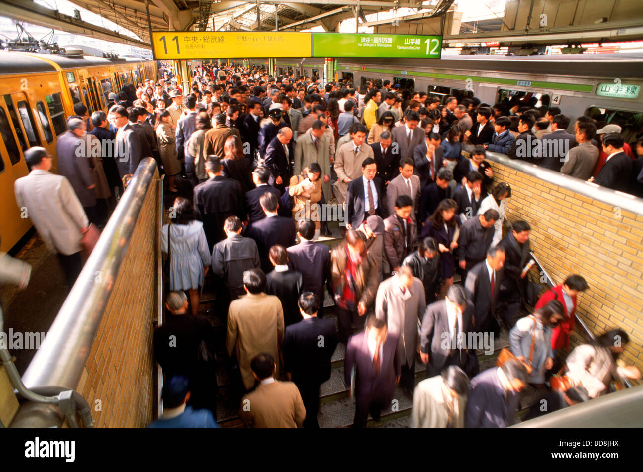 Tokyo subway hi-res stock photography and images - Alamy