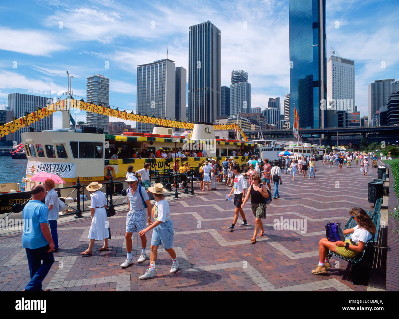Circular Quay Walkway High Resolution Stock Photography and Images - Alamy
