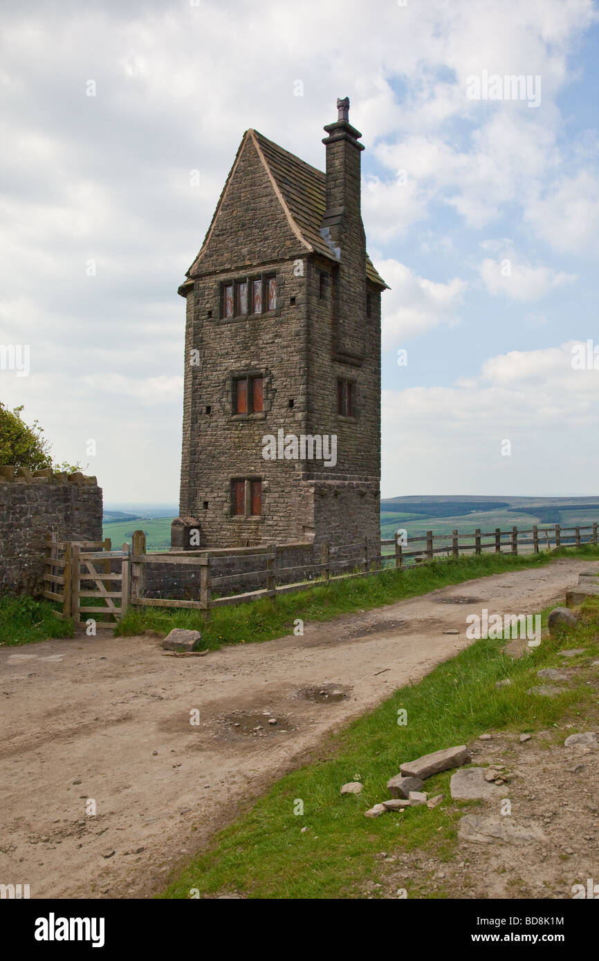 Rivington pike pigeon tower hi-res stock photography and images - Alamy
