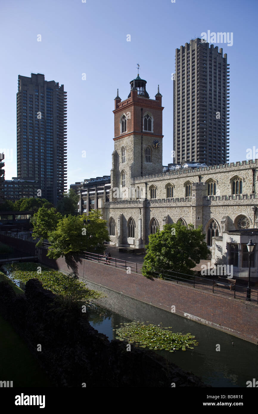 St giles cripplegate hi-res stock photography and images - Alamy