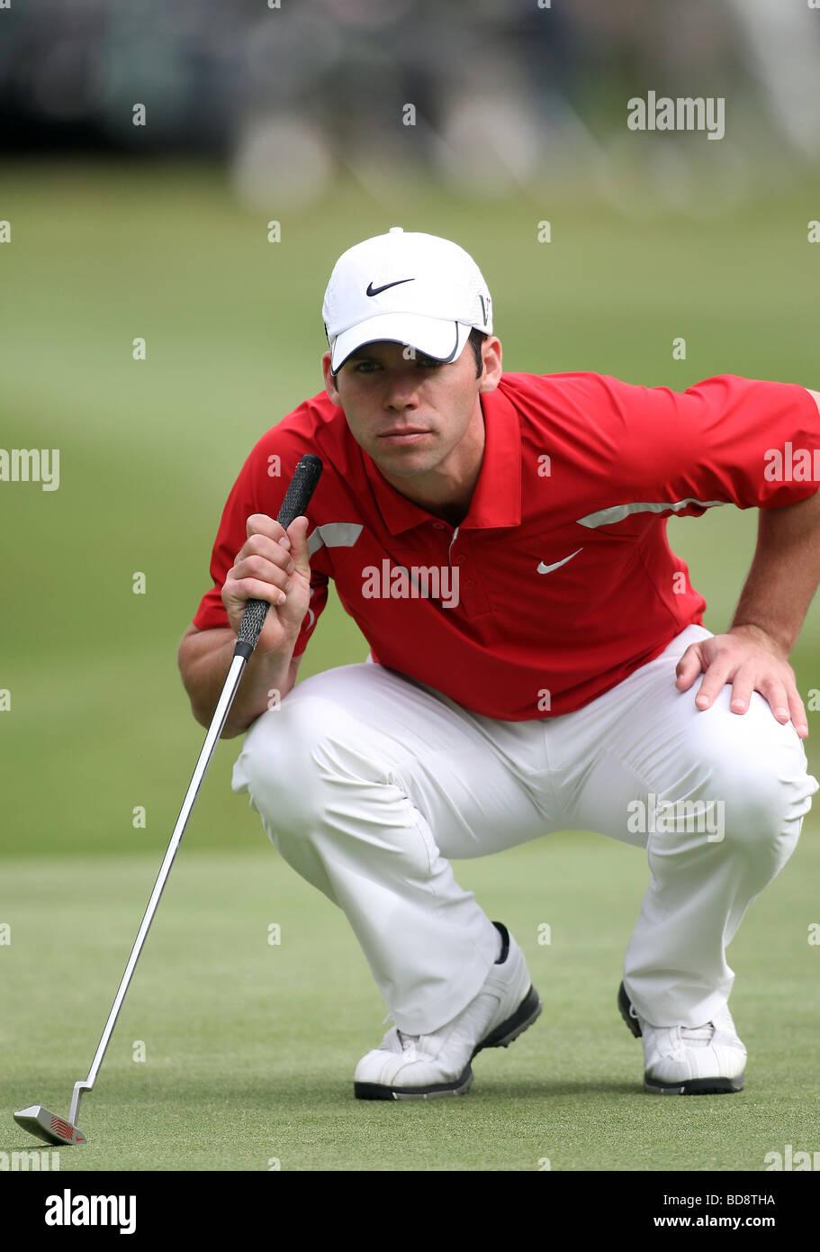 PAUL CASEY LINES UP PUTT BMW PGA CHAMPIONSHIP 2009 WENTWORTH CLUB ...