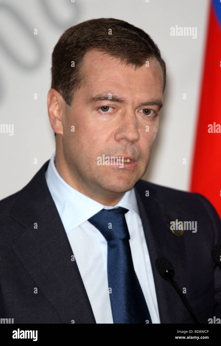 DMITRI MEDVEDEV PRESIDENT OF RUSSIA 10 July 2009 THE GUARDIA DI FINANZA ...