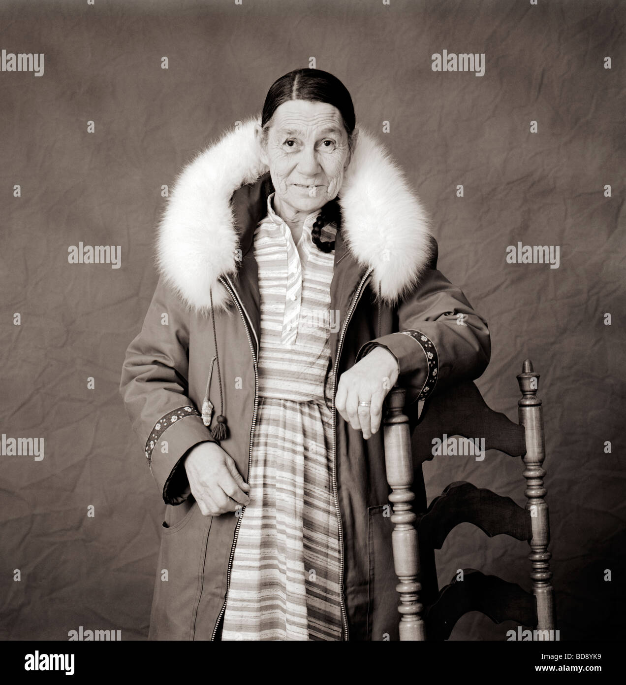 Inuit woman hi-res stock photography and images - Alamy
