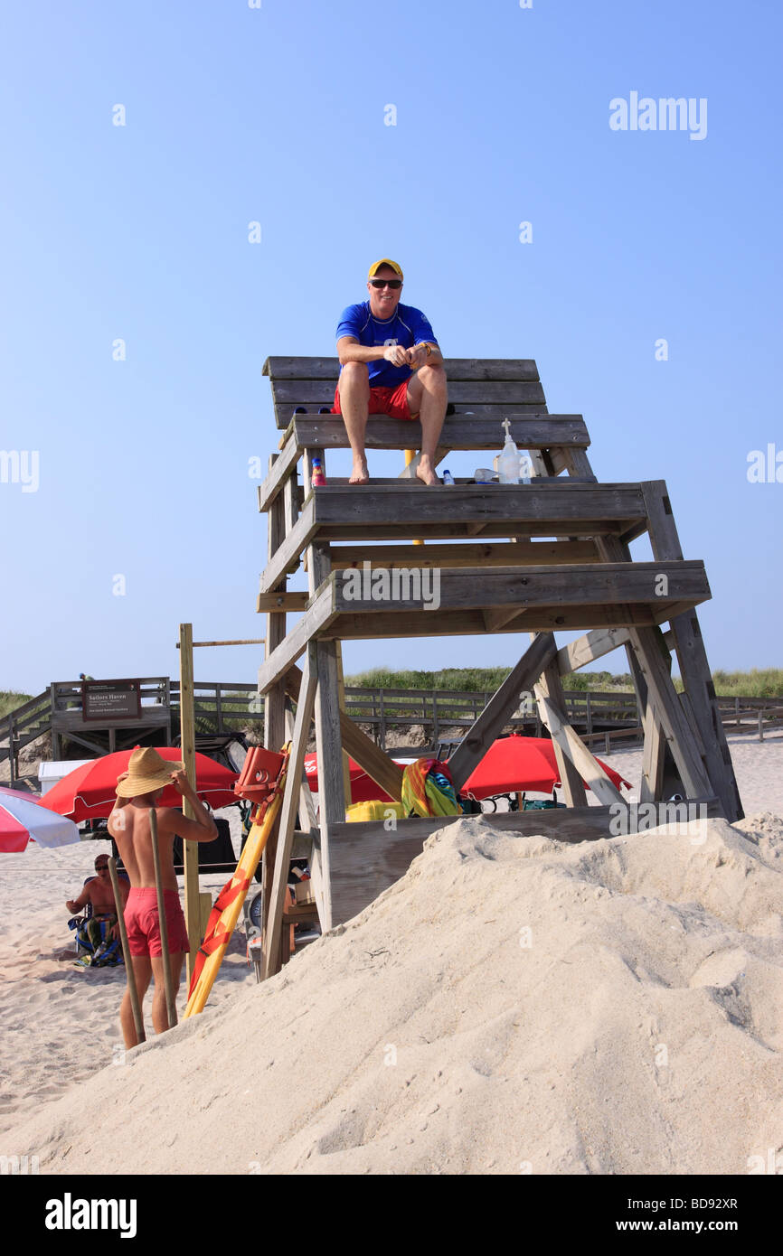 Lifeguard observation chair hi-res stock photography and images - Alamy