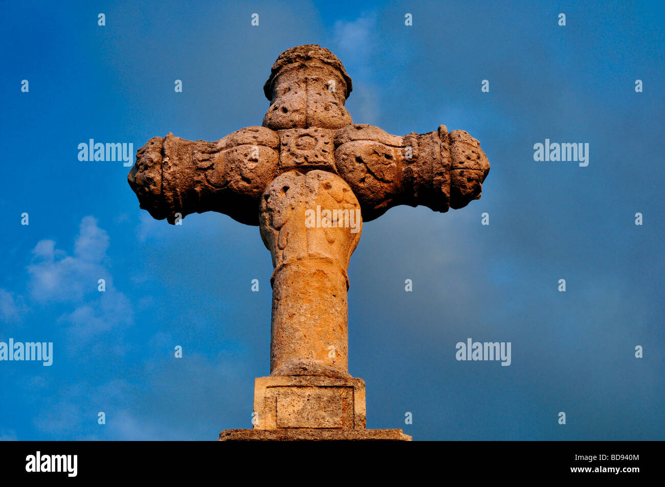 Medieval cross hi-res stock photography and images - Alamy