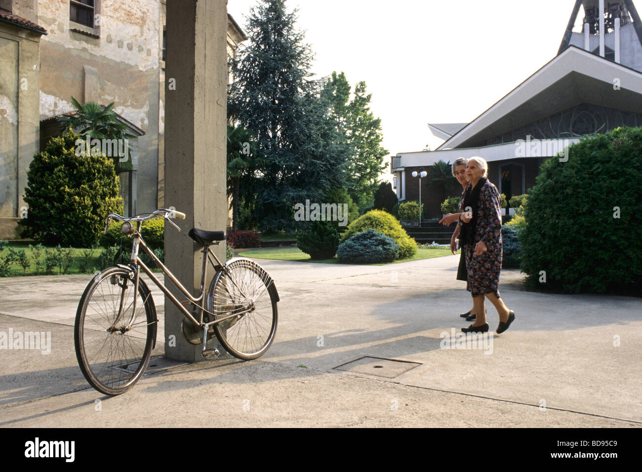 Mesero mesero hi-res stock photography and images - Alamy