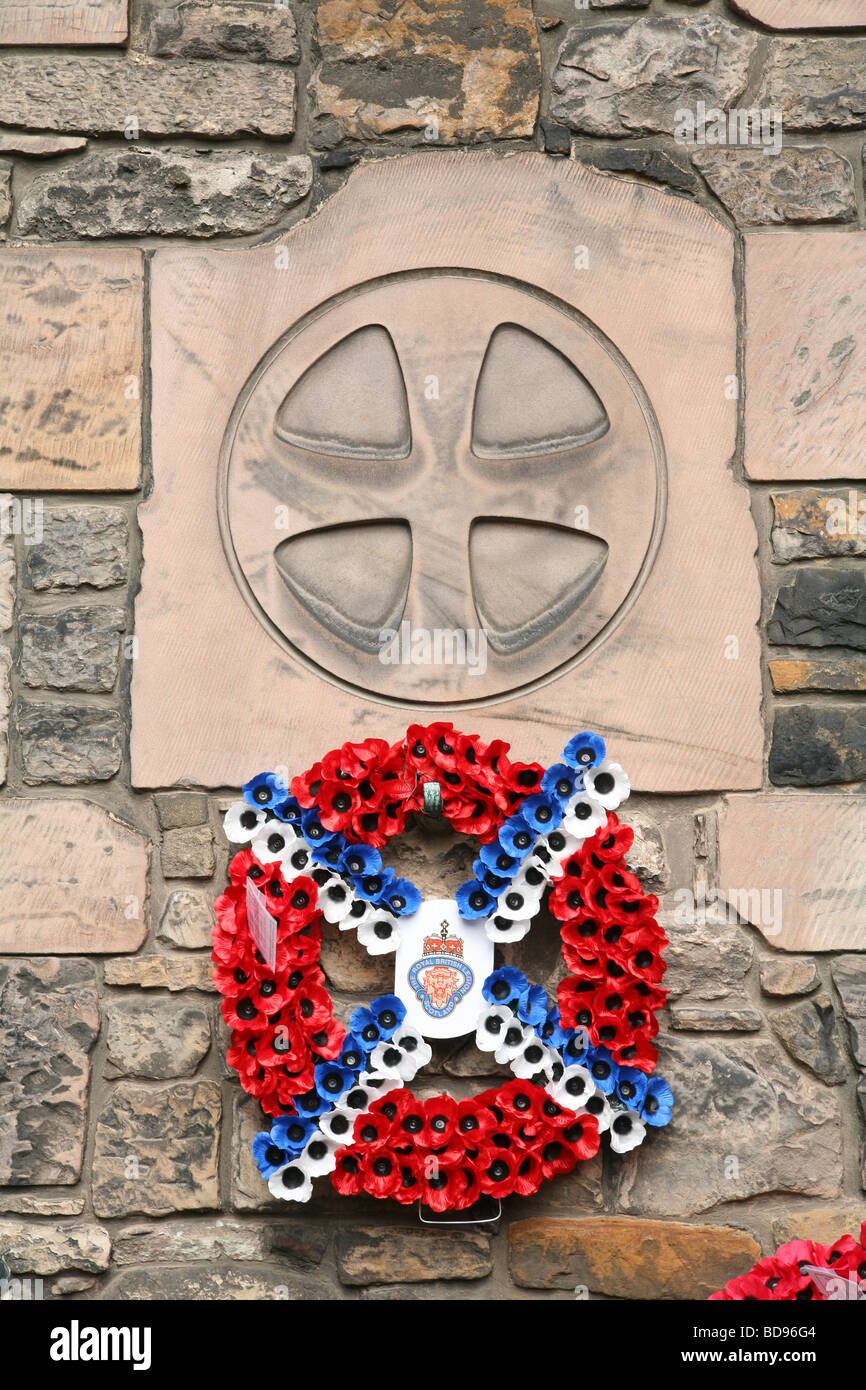 Edinburgh Castle: coat of arms Stock Photo - Alamy