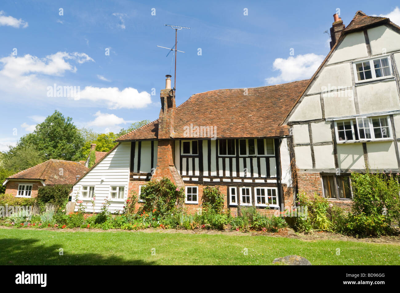 Chocolate Box Village Uk High Resolution Stock Photography and Images ...