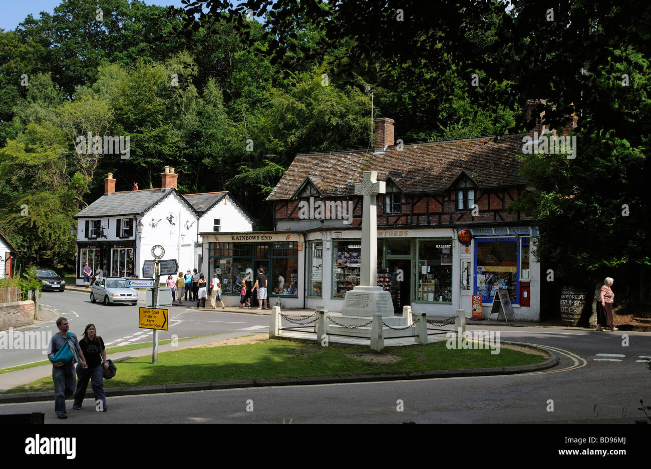 Shop In Burley New Forest High Resolution Stock Photography and Images - Alamy