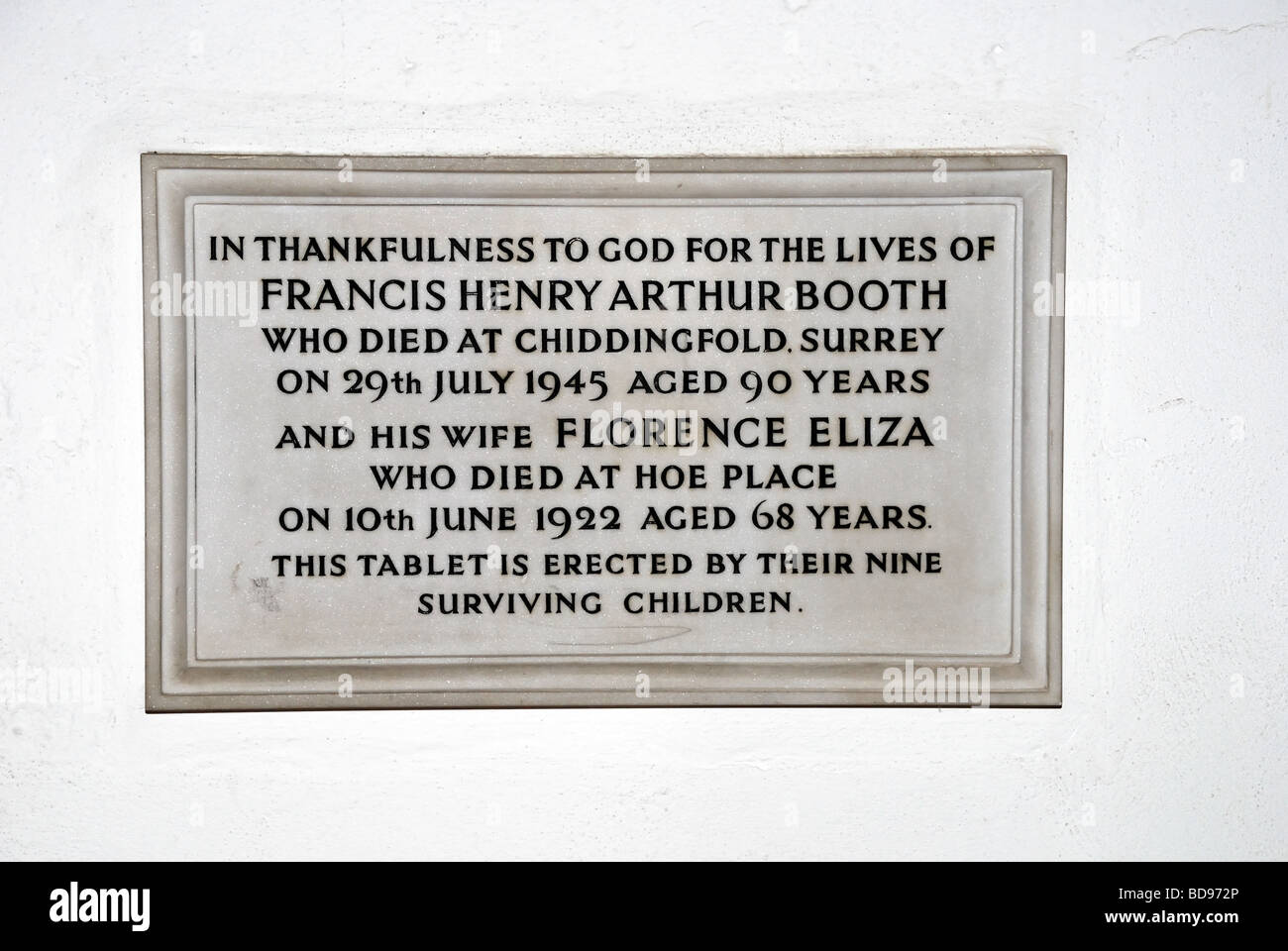 Plaque in memory of Francis Henry Arthur Booth and his wife Florence ...