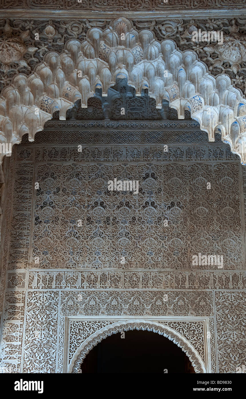 Arch and wall decoration at Alhambra Palace in Granada, Spain Stock ...