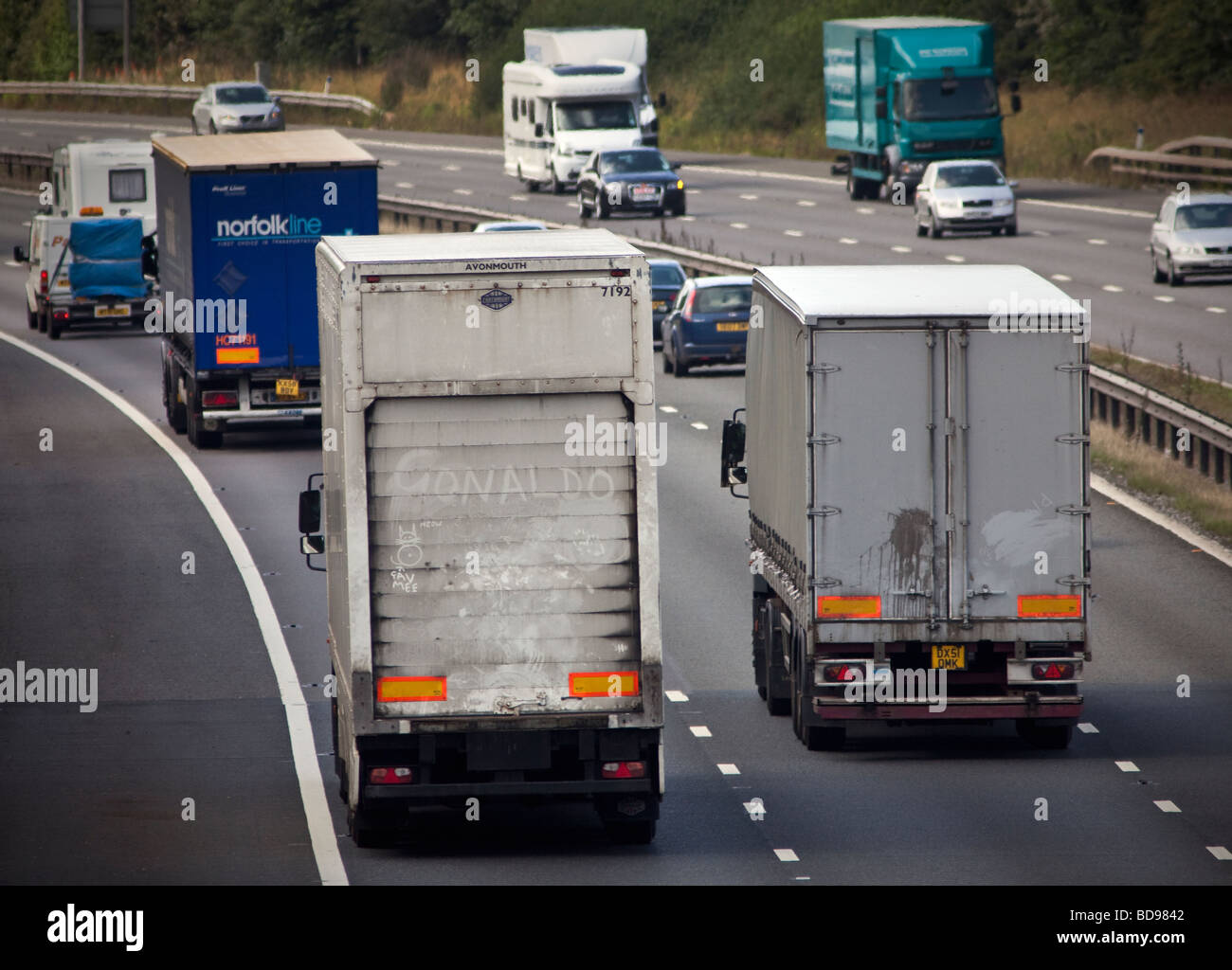 Large heavy goods vehicles hi-res stock photography and images - Alamy
