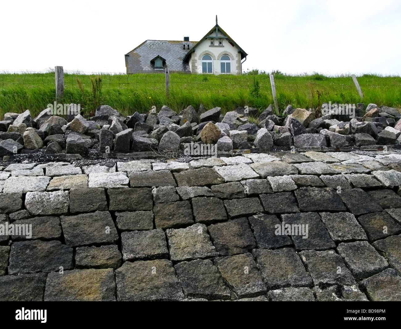 Dyke house hi-res stock photography and images - Alamy