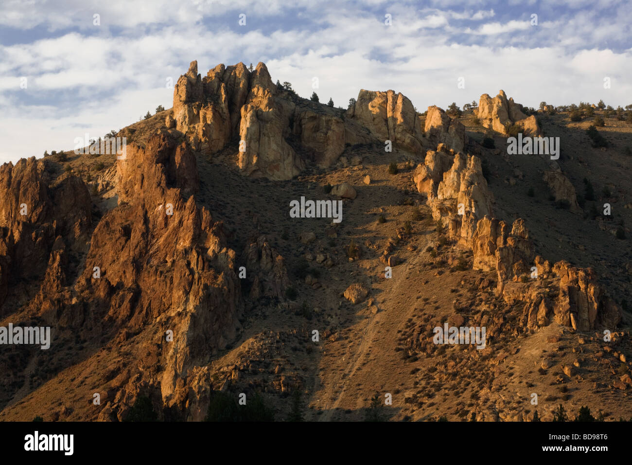 Smith Rock State Park near Redmond Oregon Stock Photo - Alamy