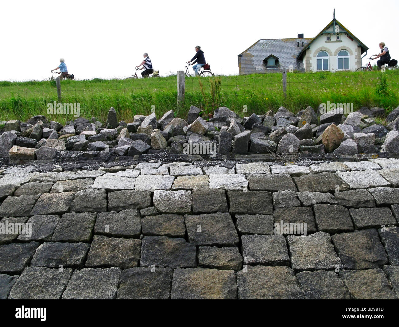 Dyke wall hi-res stock photography and images - Alamy