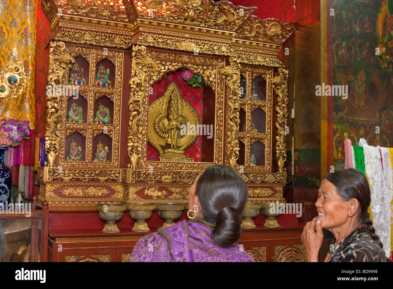 Buddhist relics hi-res stock photography and images - Alamy