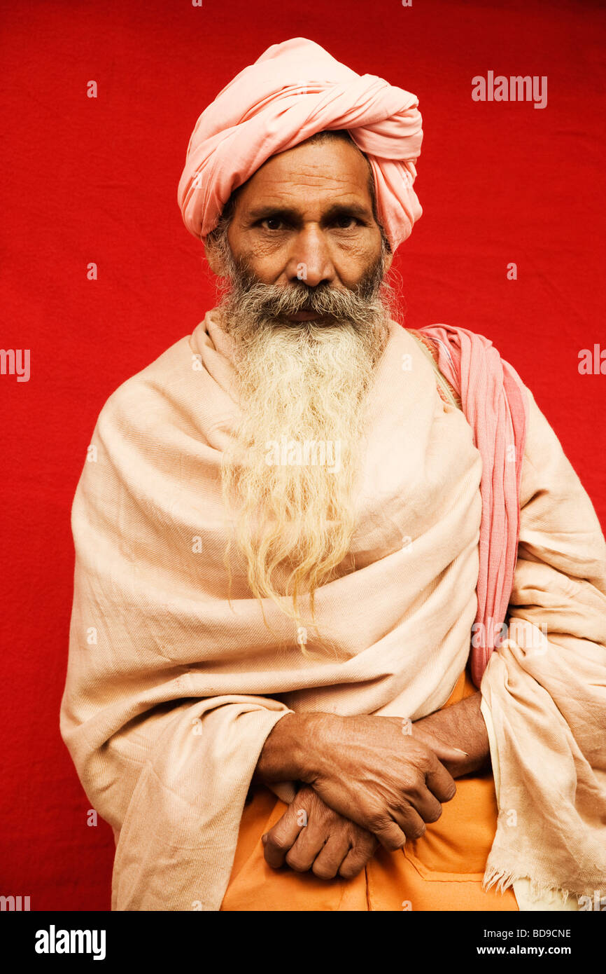 Indian sadhu saint man hi-res stock photography and images - Alamy