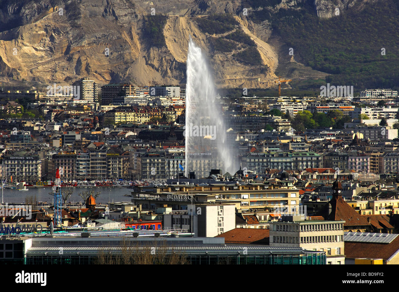 View of the city centre of Geneva with the giant water fountain Jet d ...