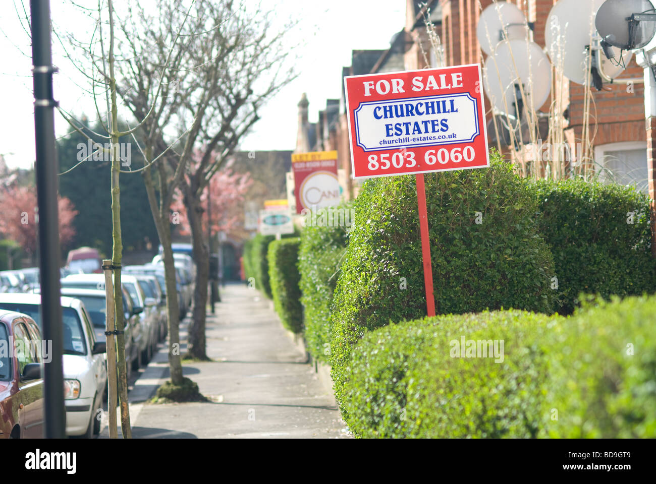 for sale sign Stock Photo - Alamy