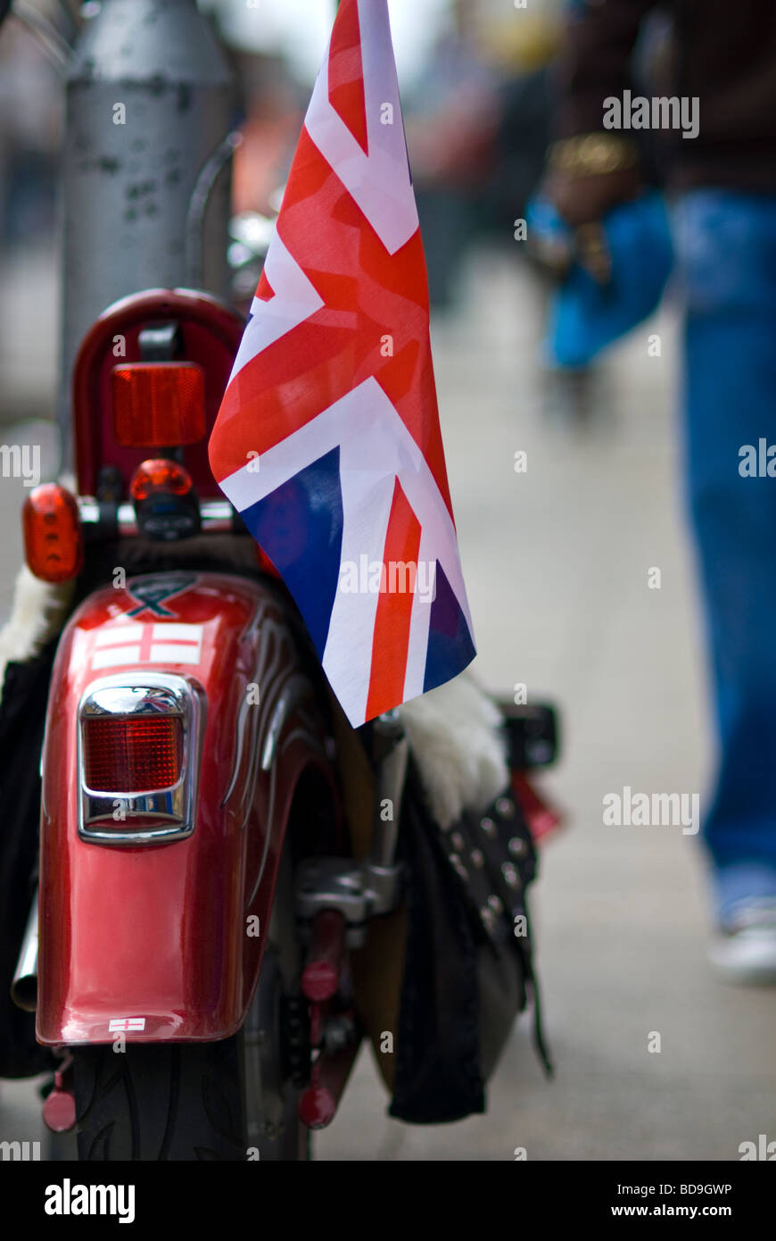Flag on cycle hi-res stock photography and images - Alamy