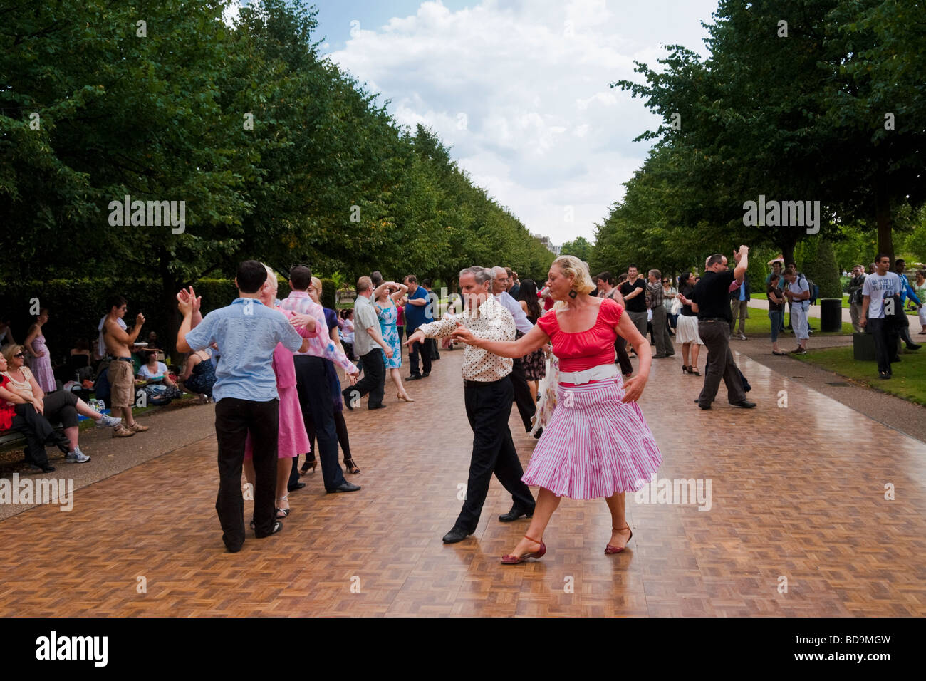 Ballroom dance london hi-res stock photography and images - Alamy