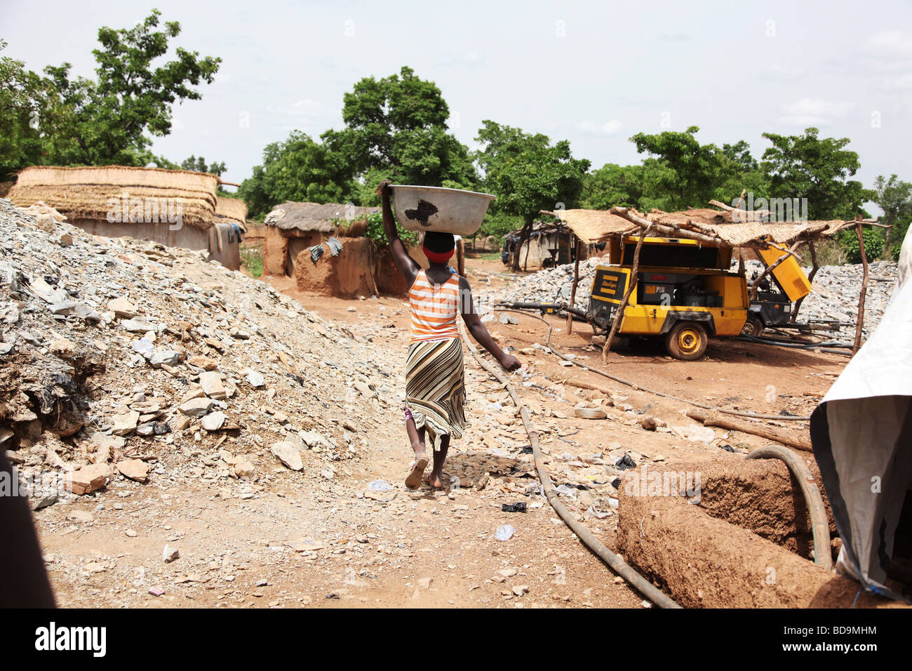Gold mine ghana hi-res stock photography and images - Alamy