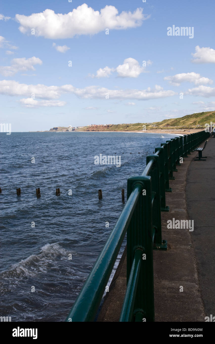 Whitby sea front hi-res stock photography and images - Alamy