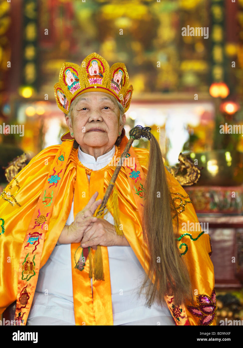 The Daoist Priestess at the Sam Siang Keng Temple in Johor Bahru Stock ...
