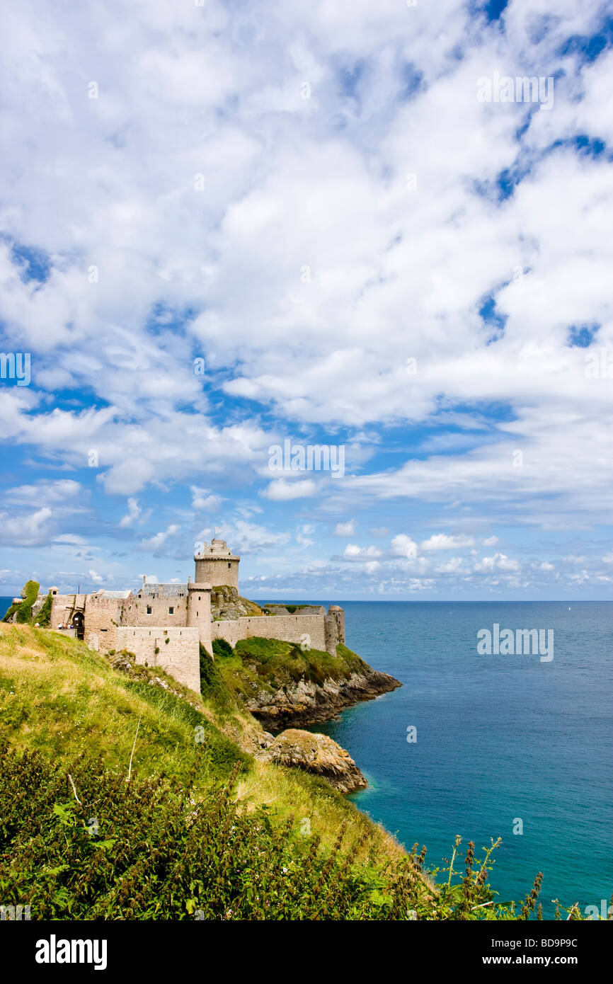 Medieval Fortress "Fort la Latte" overlooking the sea, Brittany France ...