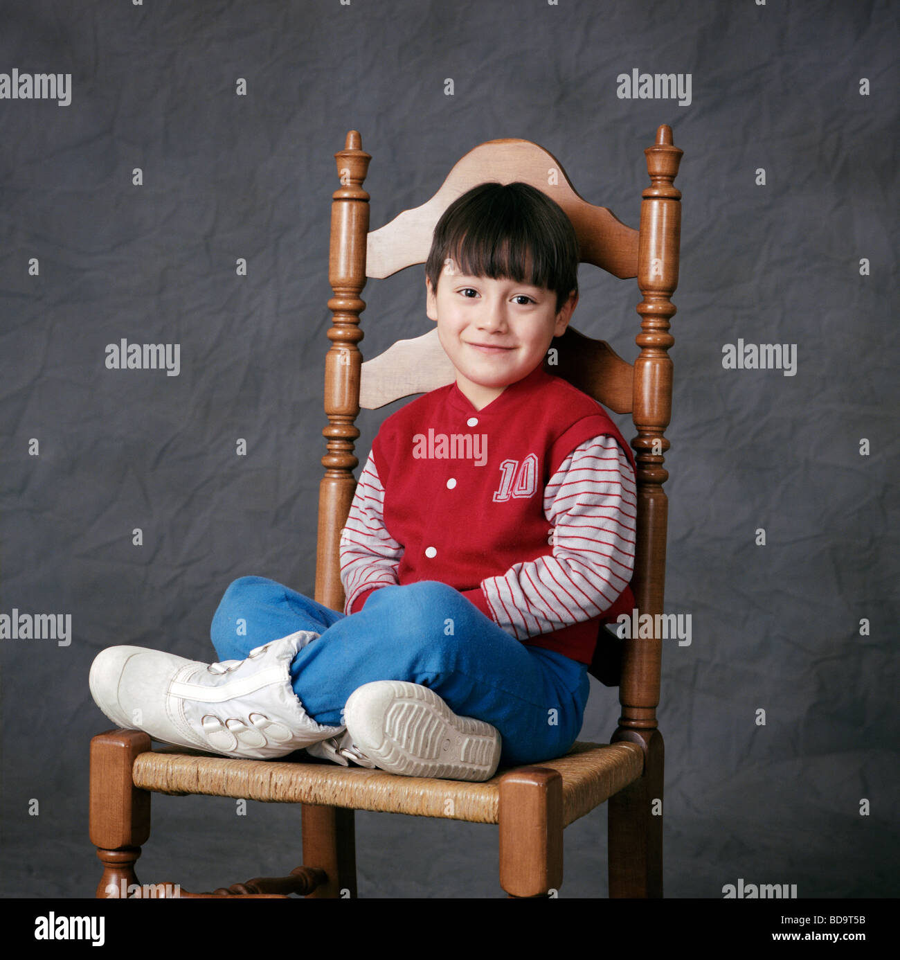 Native inuit boy hi-res stock photography and images - Alamy