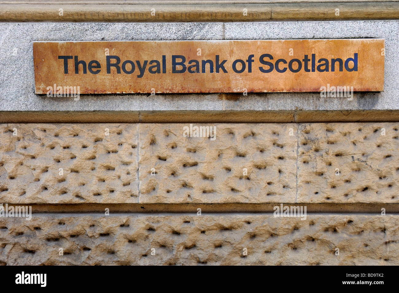 Sign tarnished failure hi-res stock photography and images - Alamy