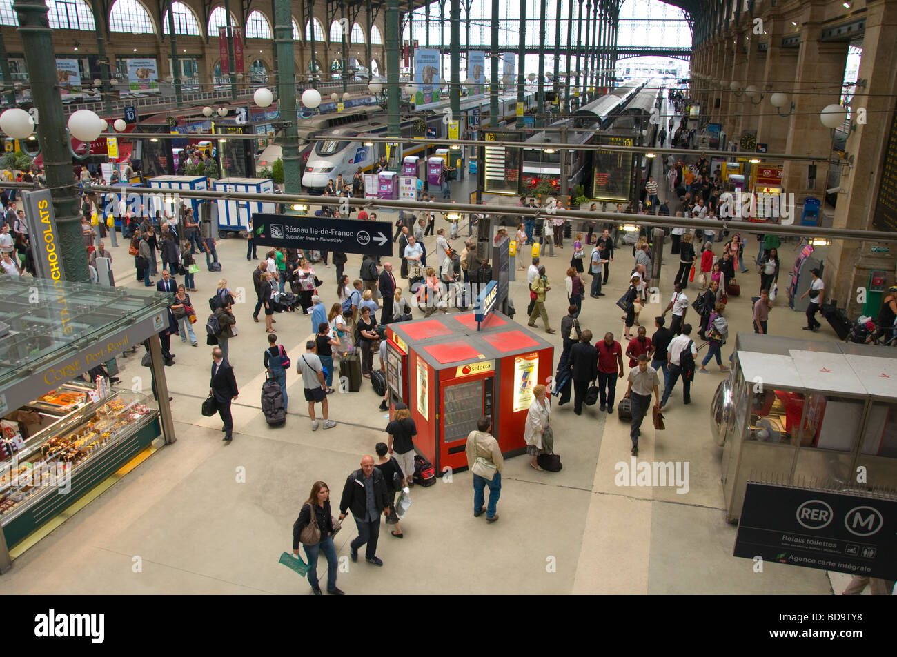 Paris, France. Gare du Nord SNCF railway station. Passengers Stock ...