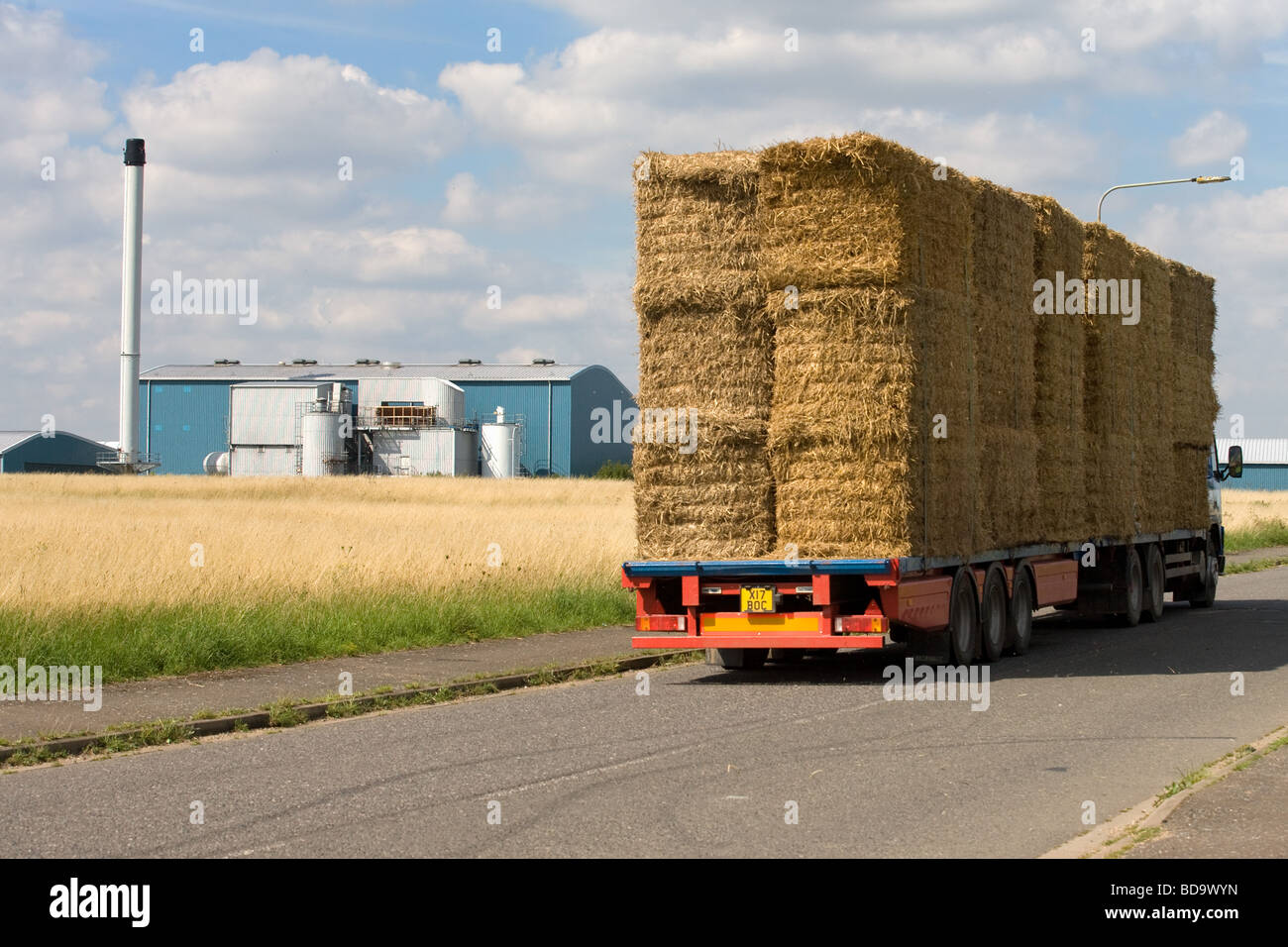 A lorry load of straw going to Ely straw burning power station Stock ...