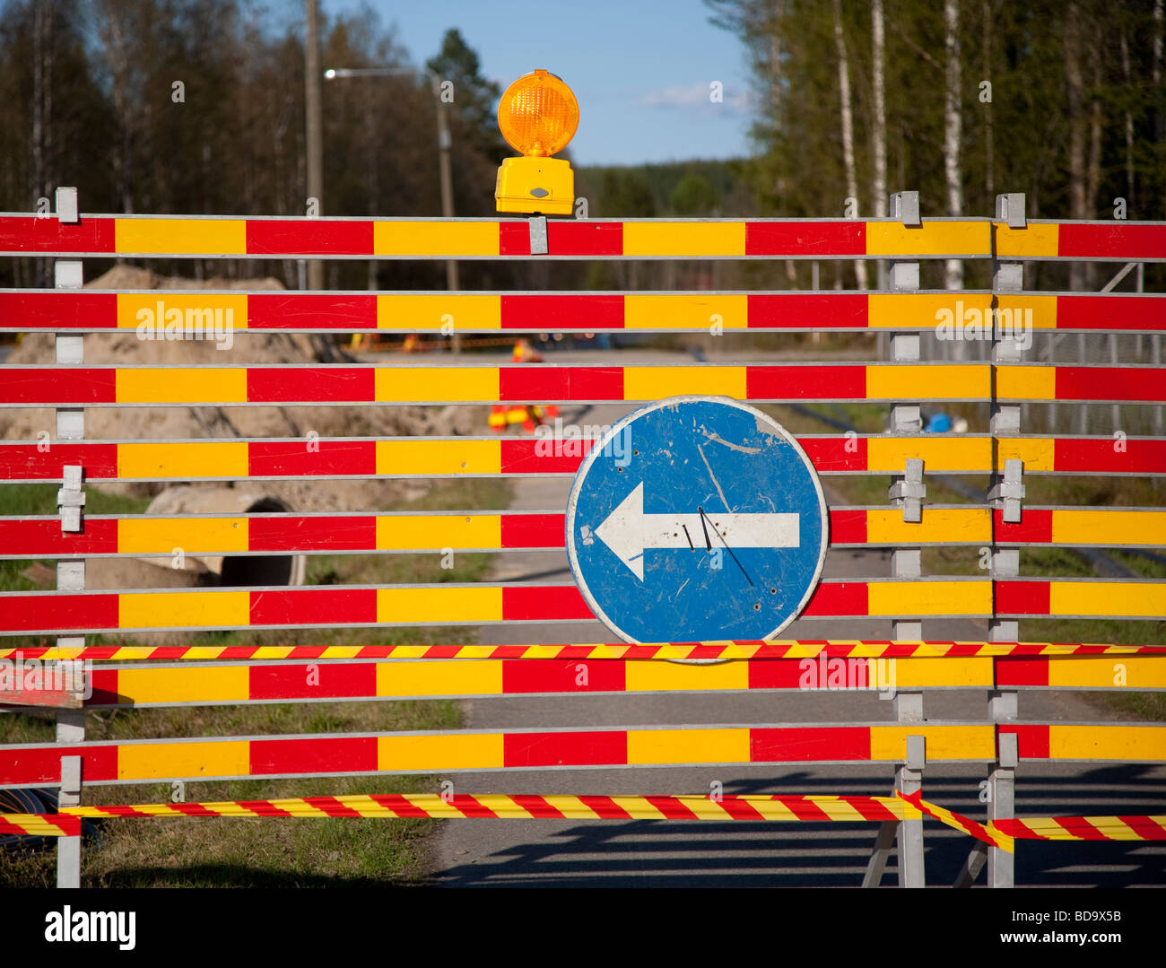 Blocked visibility hi-res stock photography and images - Alamy