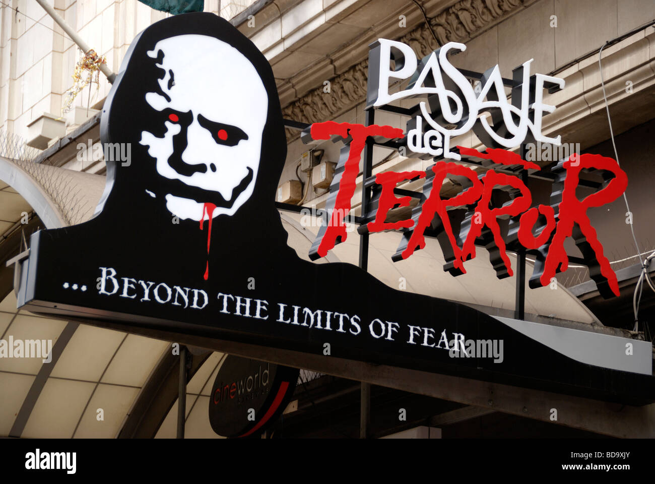 Pasaje del Terror horror show at Piccadilly Circus London England Stock ...