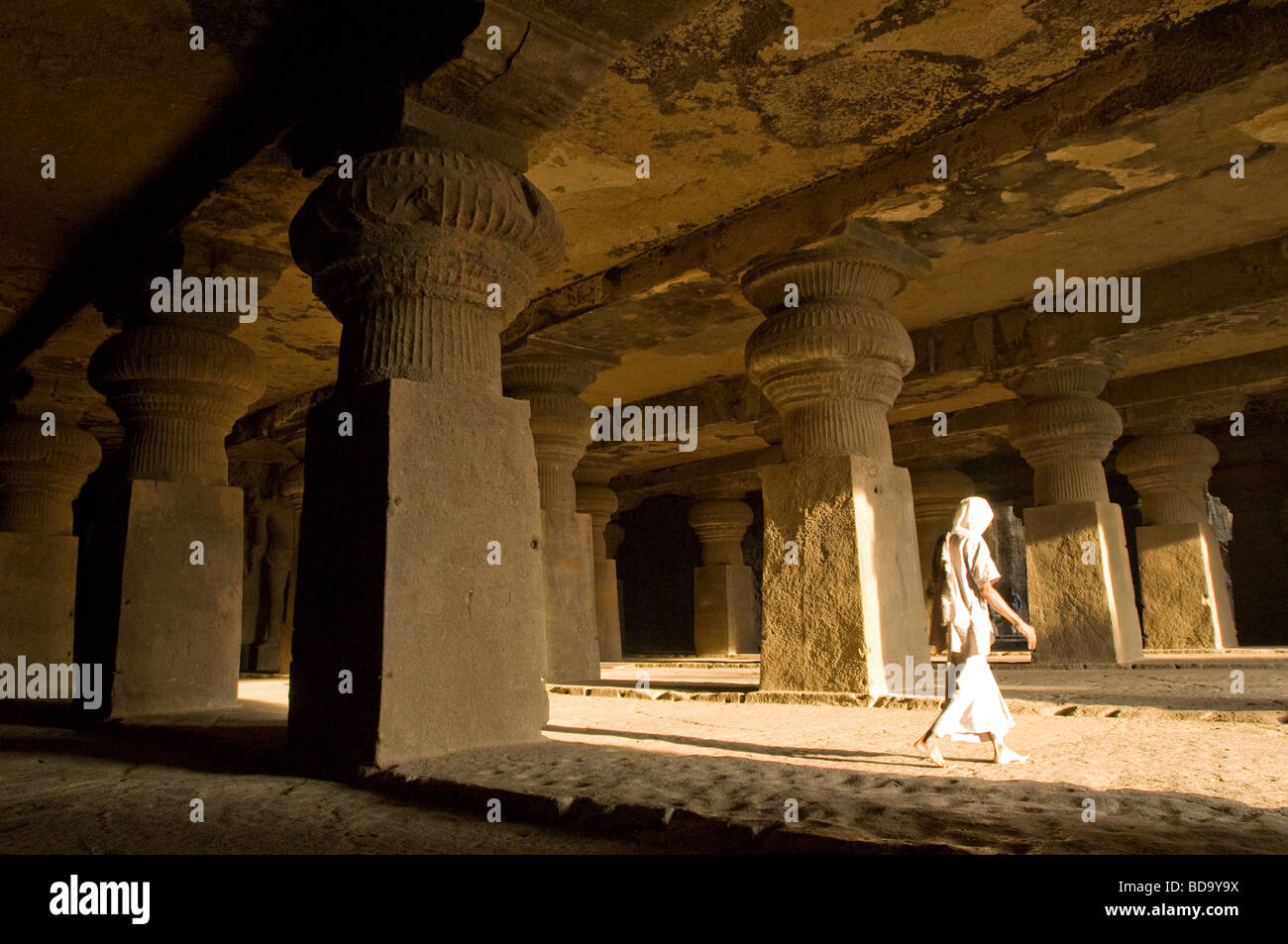 Ellora caves hi-res stock photography and images - Alamy