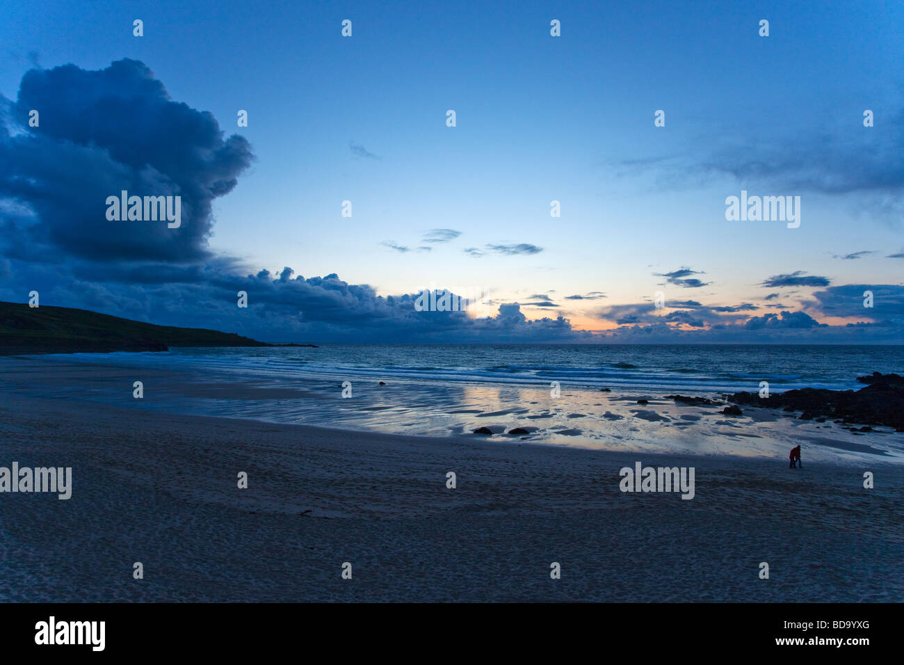 English beach sunset hi-res stock photography and images - Alamy