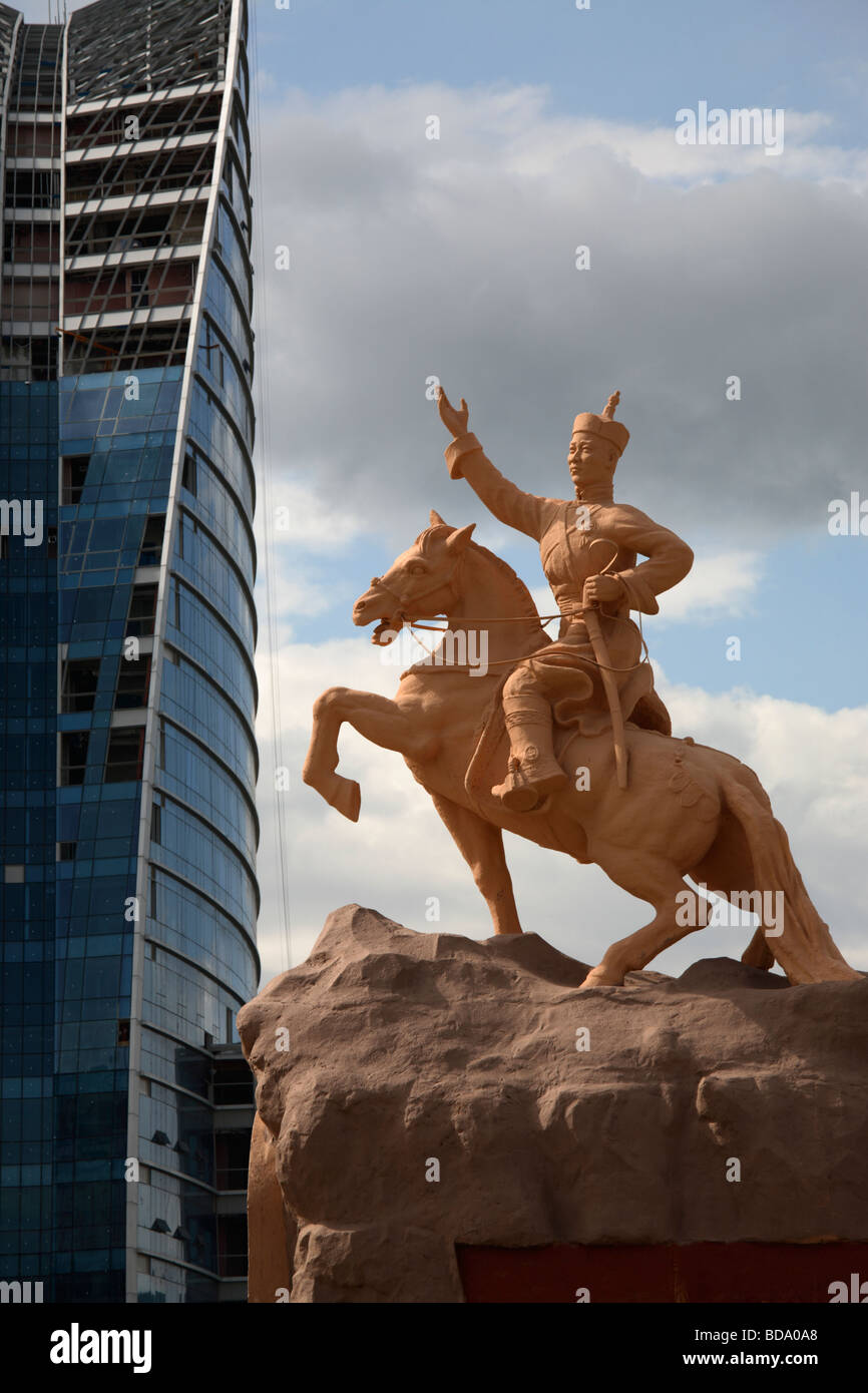 Sukhbaatar Monument in Sukhbaatar square, Ulaanbaatar, Mongolia Stock ...