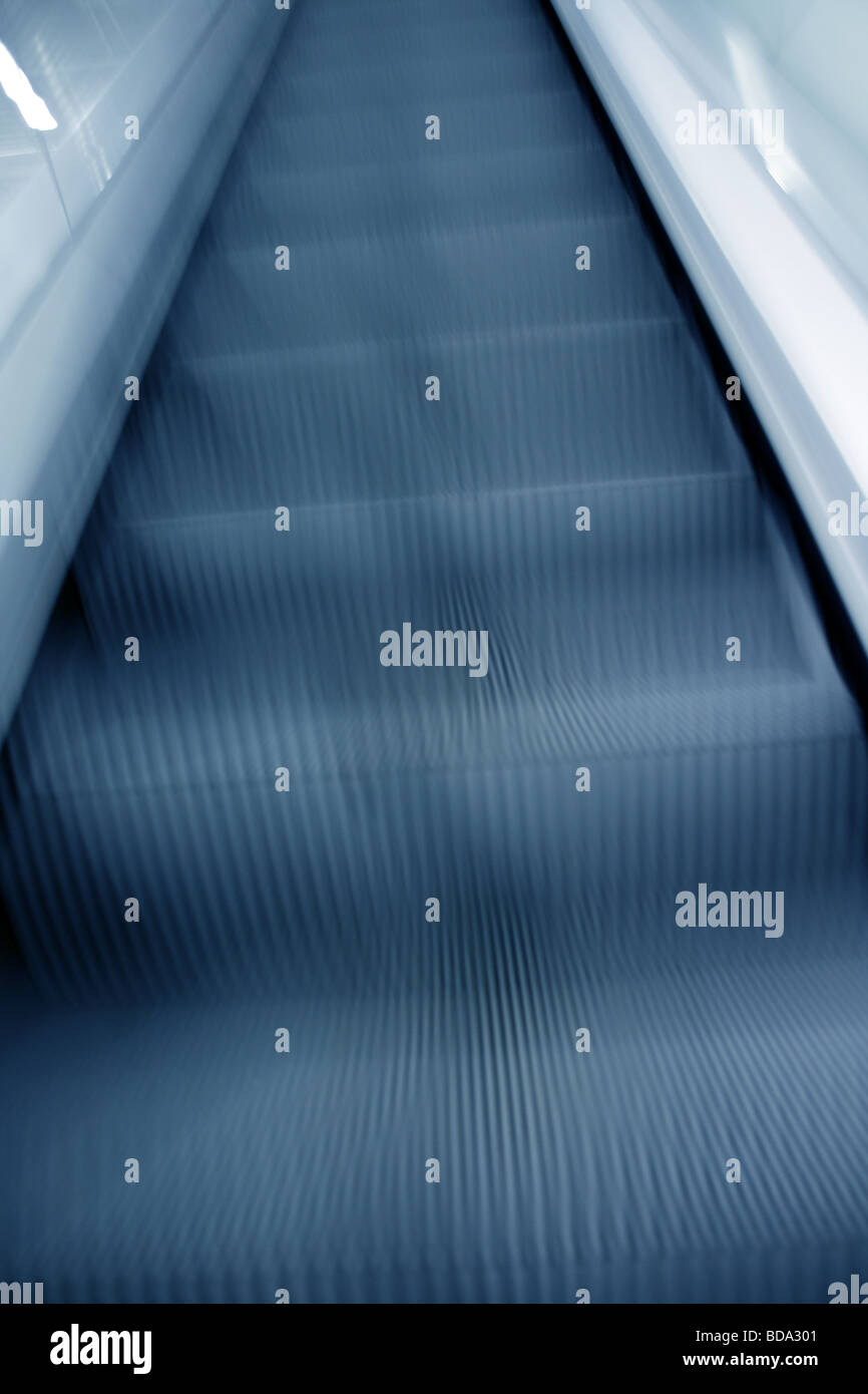fast moving empty escalators steps Stock Photo - Alamy