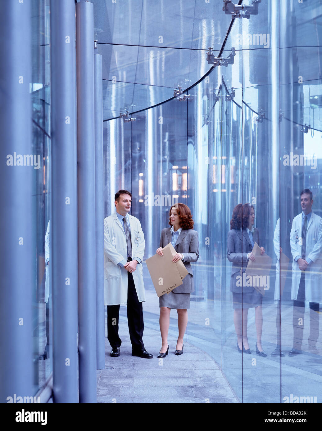 doctor meeting in a contemporary environment Stock Photo - Alamy