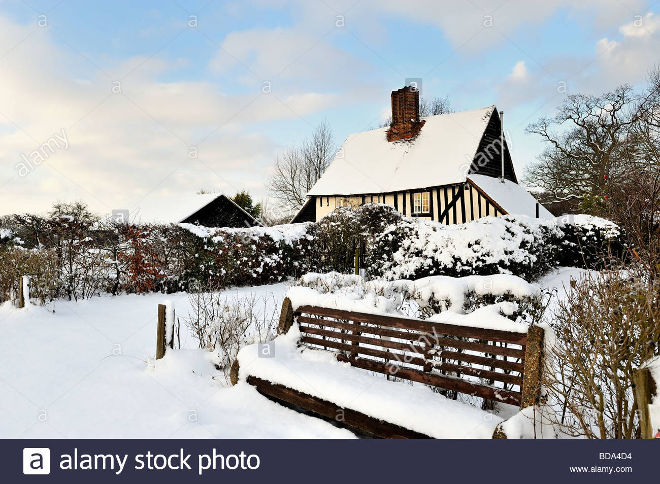 Snowy Scene With Cottage Stock Photos & Snowy Scene With Cottage Stock ...